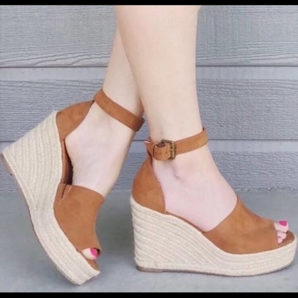 Universal Thread | Shoes | Universal Thread Cognac Espadrille Wedges ...